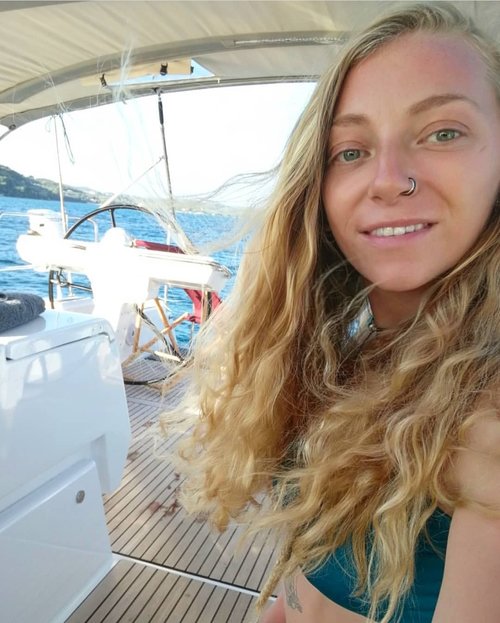 Laura Seddon - Yoga/Meditation Teacher: Reviews, Retreats & 2025 Schedule