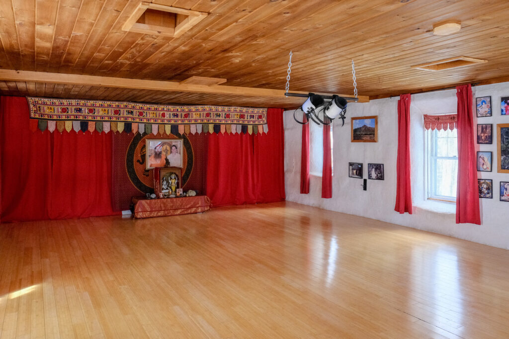 Sat Manav Yoga Ashram: Reviews, Prices, Photos & 2026 Schedule